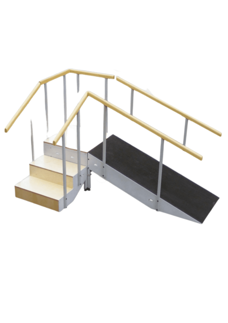 Escadaria com rampa, três degraus com corrimão fixo - Material de ...